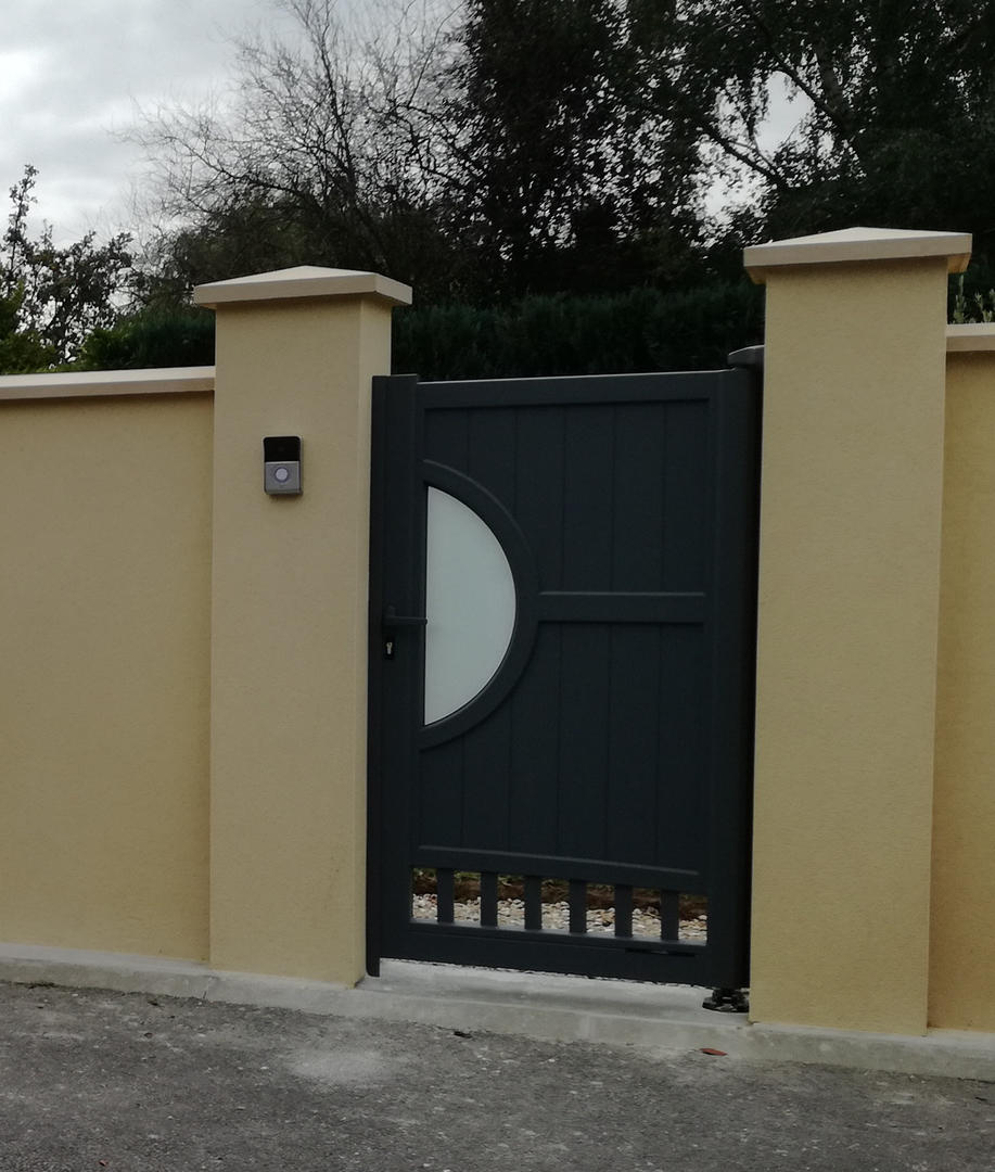 Portillons aluminium sur mesure pour tous styles de maisons
